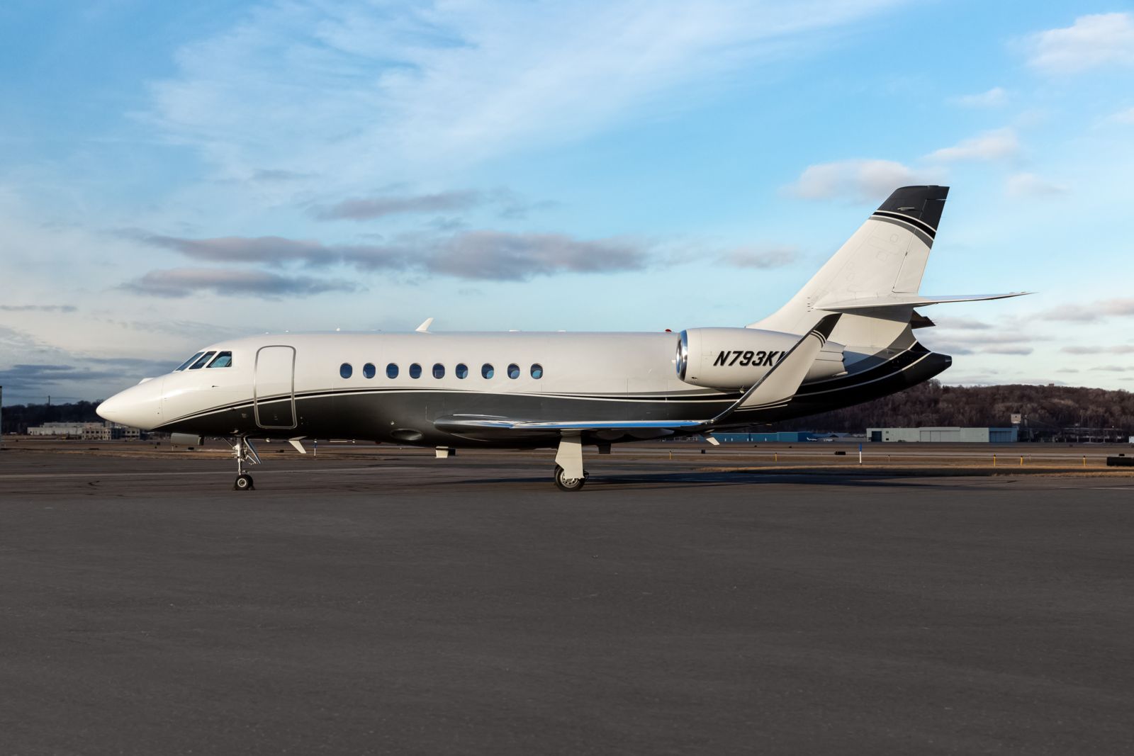 Dassault Falcon 2000LX for sale