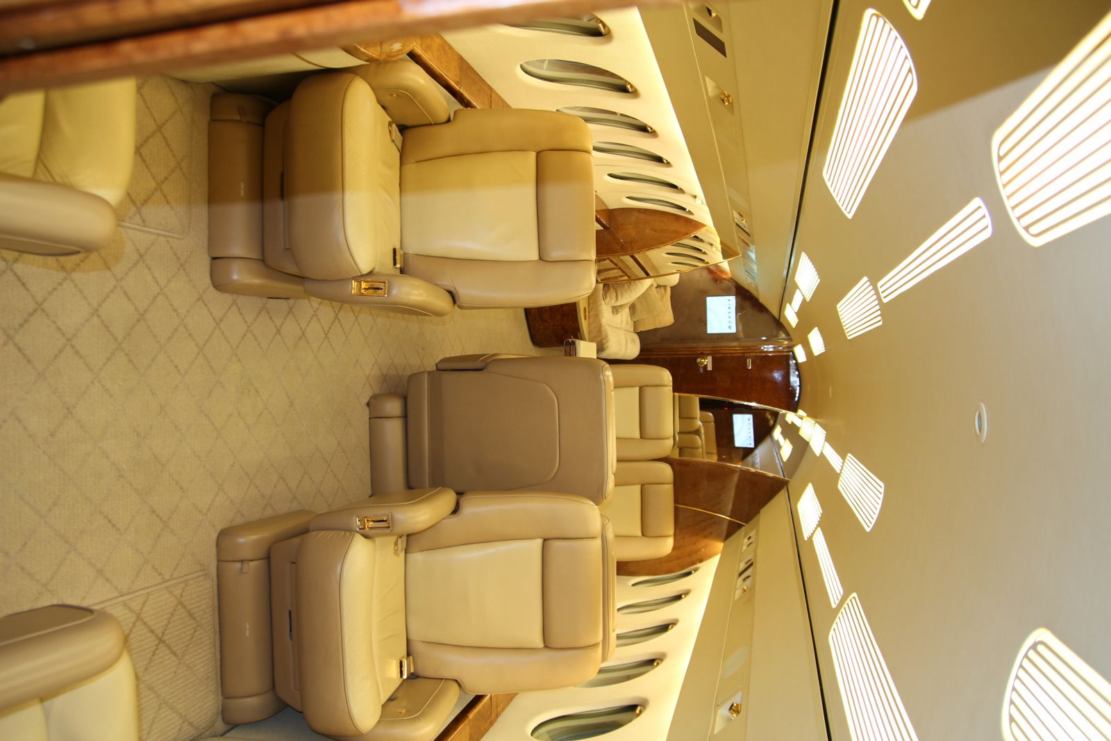 Dassault Falcon 900B recently sold